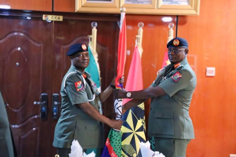 Major General Zakari Abubakar takes over as new commander Nigerian army ...